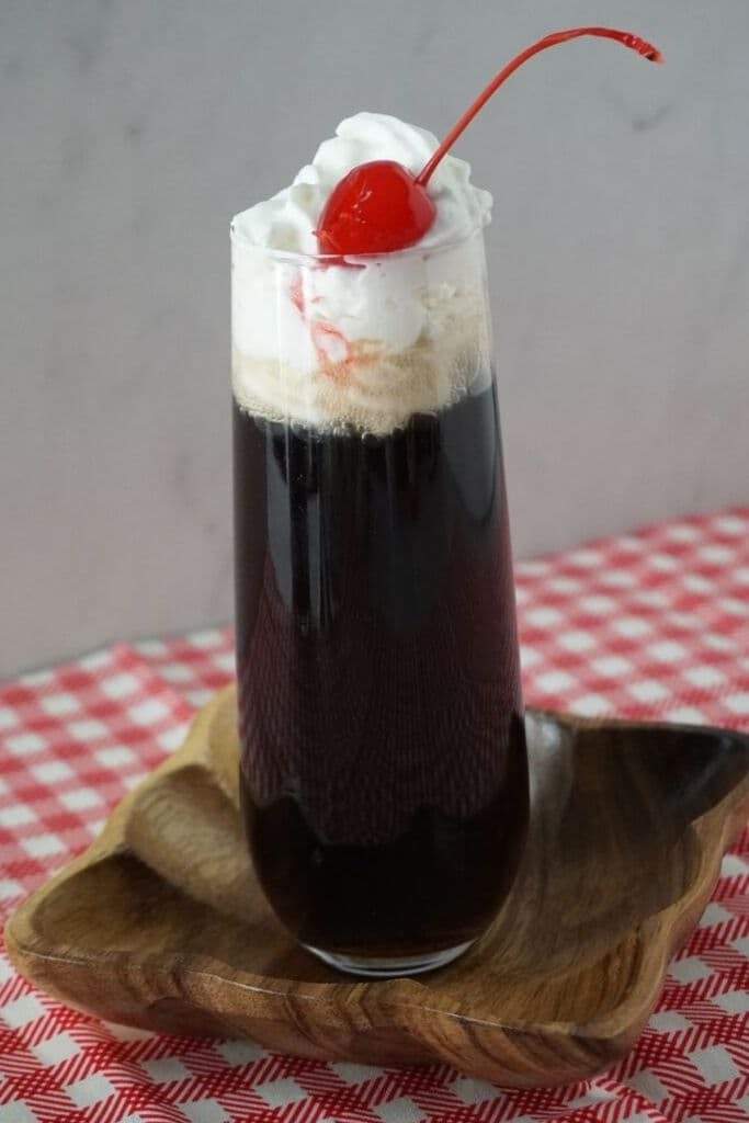 Cherry Cola ️ Mangia NYC, Lunch, Catering, Restaurant